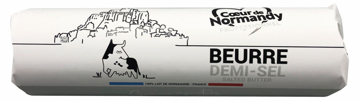 Gamme made in Normandy : lait, yaourt à boire ambiant, beurre et crème.